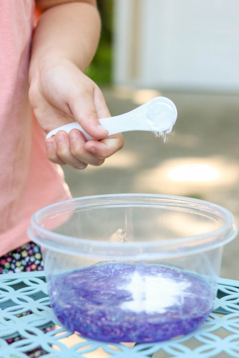 Mess Free Glitter Slime Recipe that's Safe for Kids